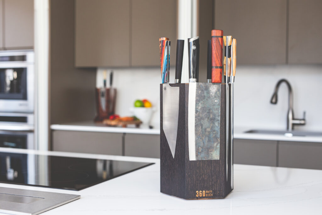 360 Knife Block - The Rotating Magnetic Knife Block